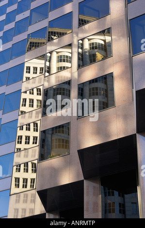 555 California St, San Francisco, showing the architectural lines of ...