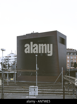 Signal Box SSB located in Basel Swiss designed by Herzog and de Meuron ...