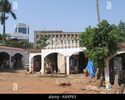 Arts and crafts shops in Kampala, Uganda Stock Photo - Alamy