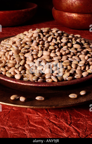 BOWL OF VALL BEANS Stock Photo - Alamy