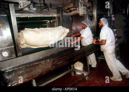 Machinery at the JJ Cassone Bakery in Port Chester NY Stock Photo - Alamy