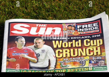 The Sun: UK national tabloid press daily newspaper headline front Stock ...