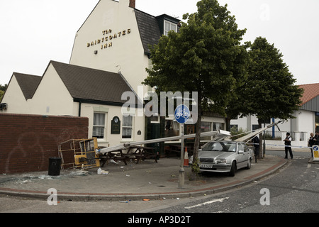 The cherry picker crane that collapsed onto a car outside the ...