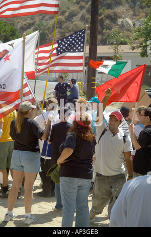 Counter demonstrators at a rally supporting Hispanic day laborers at a ...