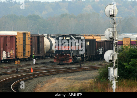 Pan Am Rail (formerly Guilford Rail System) Locomotives switching ...