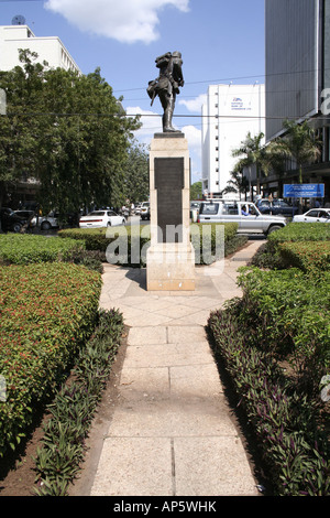 Askari First World War memorial statue on Samora Avenue, Dar Es Salaam ...