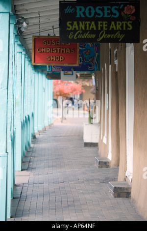 Merchants gallery downtown Santa Fe New Mexico Stock Photo - Alamy