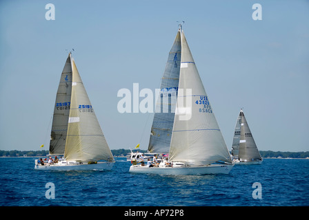 The Tall Ship Highlander sails on Lake Huron at Port Huron Michigan ...