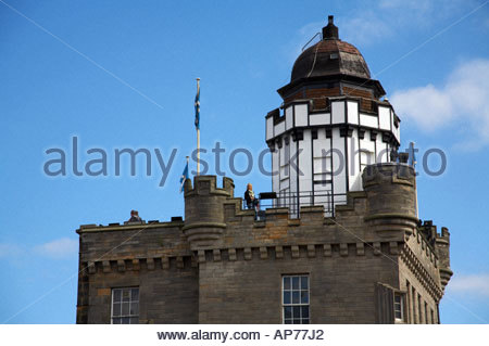 The Outlook Tower & Camera Obscura building on Castlehill at the top of ...
