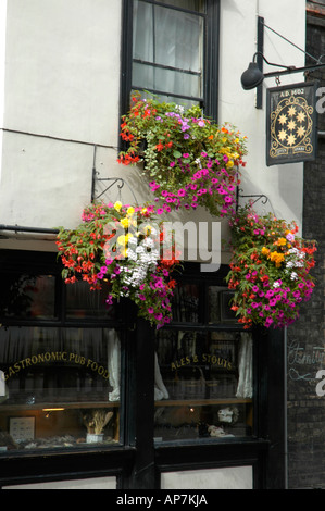 Seven Stars Pub in Carey Street central London March 2023 The Seven ...