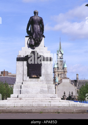 Andrew Carnegie statue, Pittencrief Park Dunfermline, SCOTLAND Stock ...
