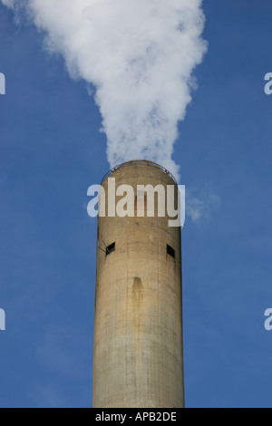 Peat burning district heating power plant producing electricity and ...