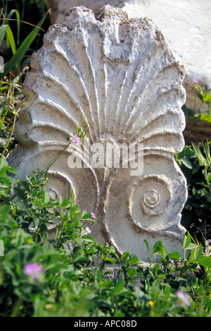 a detail of roof of parthenon, athens , greece Stock Photo - Alamy