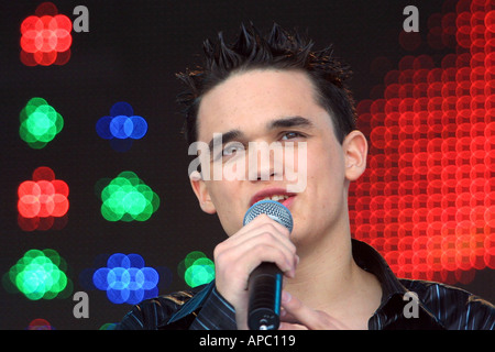 Pop Idol runner up Gareth Gates from Bradford, during a photocall at ...