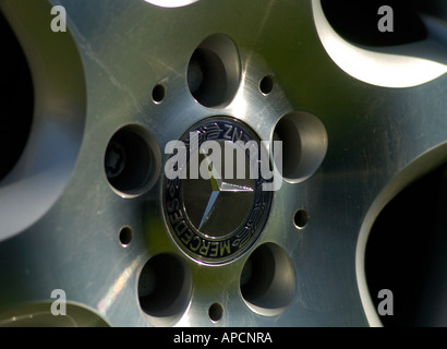 Close up Mercedes logo wheel with interior of old Mercedes display ...