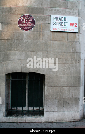 Sir Alexander Fleming plaque on Praed Street, Paddington, London Stock ...
