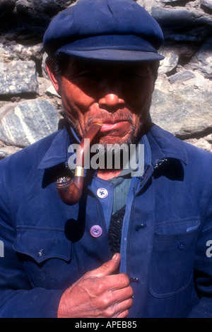 Chinese man in the tradional blue suit Stock Photo - Alamy