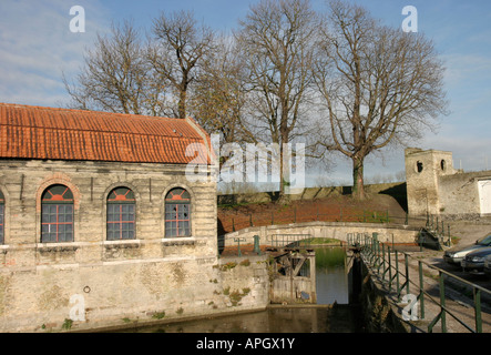 BERGUES FLEMISH FORTIFIED TOWN IN NORTHERN FRANCE Stock Photo - Alamy