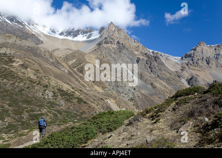 Thorung Phedi (4450m). Annapurna circuit trek. Nepal Stock Photo - Alamy