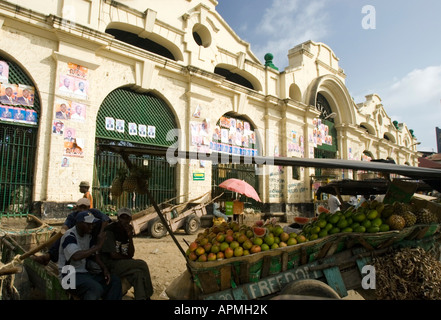 Makupa fruit and vegetable Market building Mombasa Kenya Stock Photo ...