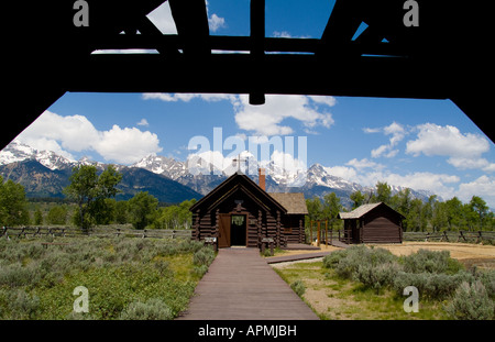 Beautiful old Episcopal Chapel of the Transfiguration church with Grand ...