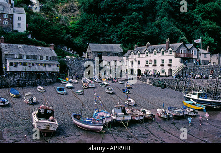 Clovelly harbour at low tide with Red Lion Hotel and two tier wharf ...