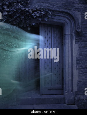 GB - GLOUCESTERHIRE: Littledean Hall the most haunted house in Britain ...
