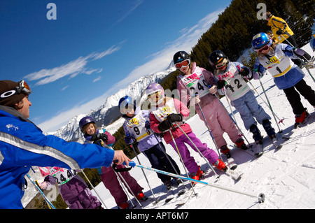 Ski school on Vail Mountain Colorado USA Stock Photo - Alamy