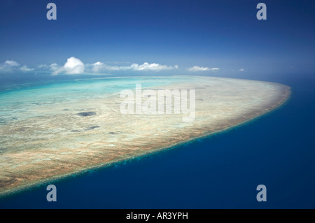 Batt Reef Great Barrier Reef Marine Park North Queensland Australia ...