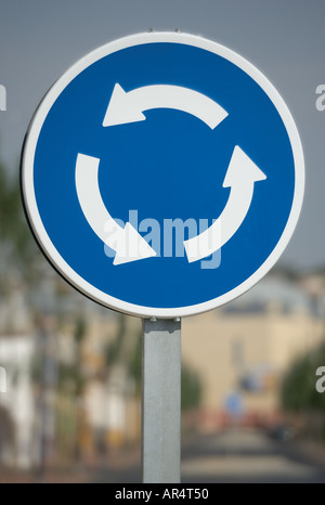 TRAFFIC SIGN ARROWS Stock Photo - Alamy