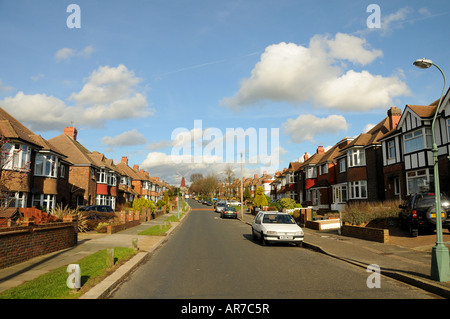 English street, Holmes Avenue, Hove, East Sussex, England Stock Photo ...
