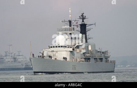 HMS Liverpool D92 a Sheffield Class Type 42 destroyer makes way from ...