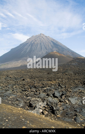 The volcano of Pico de Fogo in the background, Fogo (Fire), Cape Verde ...