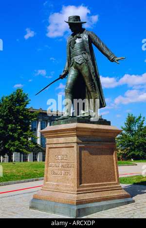 Bunker Hill Monument and statue of Col. William Prescott, Boston ...