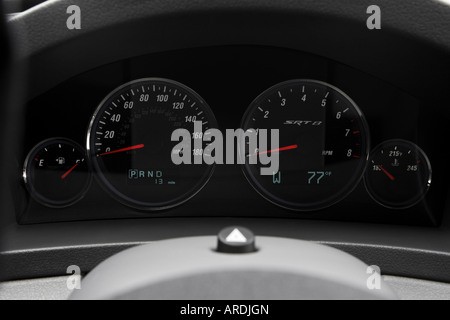 2006 Jeep Grand Cherokee SRT8 in Black - Headlight Stock Photo - Alamy