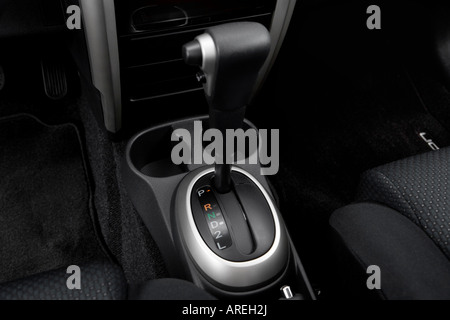 2006 Scion xA in Gray - Dashboard, center console, gear shifter view ...