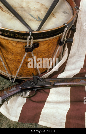 revolutionary war drum flag rifle musket sword British flag Stock Photo ...