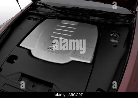 2007 Lexus LS 460L in Purple - Front angle view Stock Photo - Alamy
