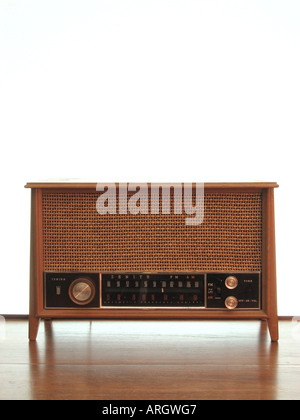Vintage tabletop radio set Stock Photo - Alamy