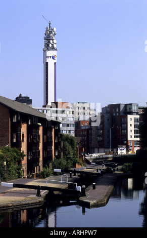 Farmers Bridge Locks, Birmingham and Fazeley Canal, Birmingham, UK ...