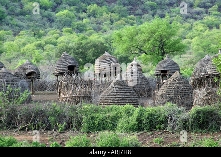 Toposa village in savanna, Sudan Stock Photo - Alamy