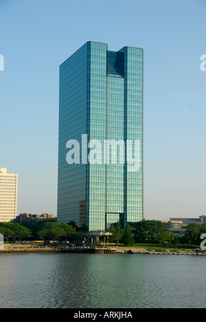 The One SeaGate building of Toledo Ohio and the Maumee River Stock ...