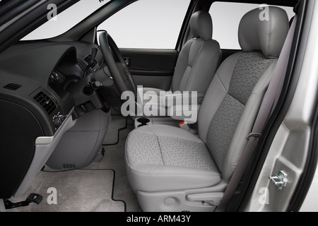 2008 Chevrolet Uplander LT in Silver - Dashboard, center console, gear ...