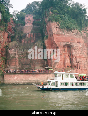 Le Shan giant buddha Stock Photo - Alamy