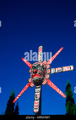 Native Indian Sun Mask Carving, Cowichan Valley, Vancouver Island, BC ...
