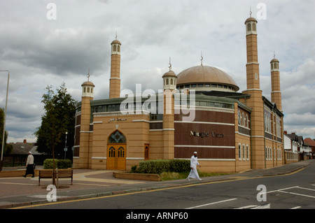 Masjid Umar Mosque, Evington,Leicester, East Midlands Stock Photo - Alamy