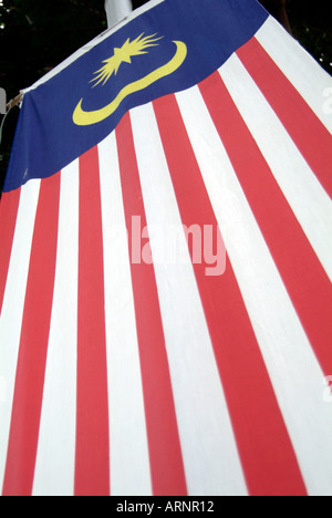 malaysian flag malayasia national identity flags country red white and ...