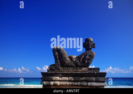 Chac Mool Statue, Cancun Beach, Quintana Roo, Yucatan Peninsula, Mexico ...