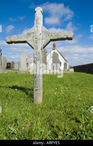 dh North Walls HOY ORKNEY Wooden cross grave in graveyard cemetery ...