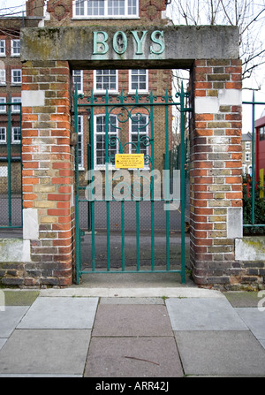 primary school gates Stock Photo - Alamy